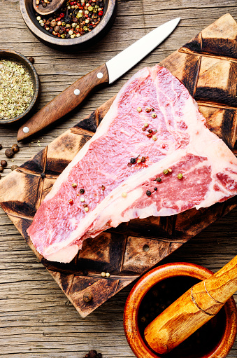Steak Daging Sapi Segar Foto Stok Unduh Gambar Sekarang Daging