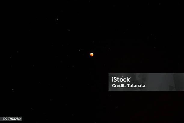 Bintang Langit Hitam Bulan Berdarah Merah Gerhana Mars Foto Stok ... Bintang Langit Hitam Bulan Berdarah Merah Gerhana Mars Foto Stok ...