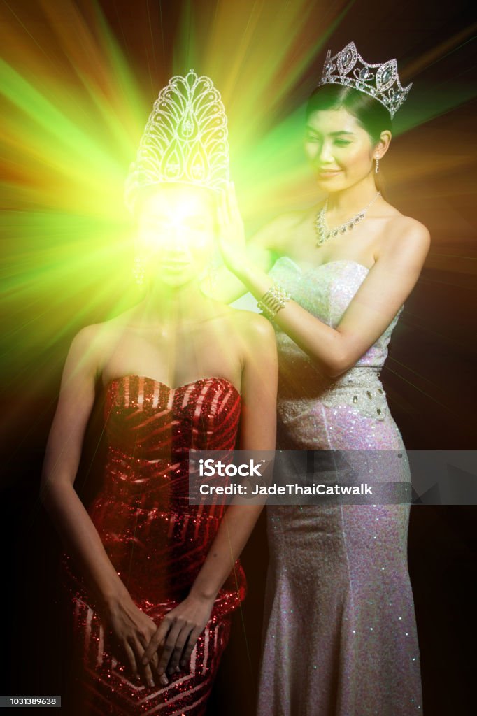 Put Diamond Crown On Final Winner Latest Year Miss Beauty Queen Pageant