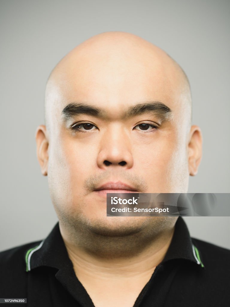 Pria Dewasa Cina Nyata Dengan Ekspresi Kosong Foto Stok - Unduh Gambar ... Pria Dewasa Cina Nyata Dengan Ekspresi Kosong Foto Stok - Unduh Gambar ...