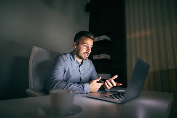 Phone Interview Pictures | Download Free Images on Unsplash