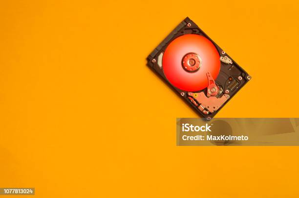 Hdd Warnawarni Buka Kandar Cakram Keras Konsep Penyimpanan Data Array