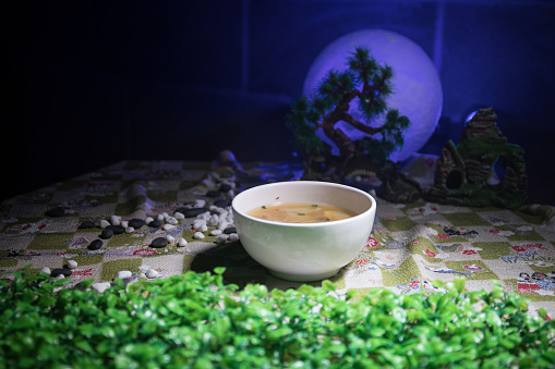 Tampilan Close Up Piring Dengan Makanan Jepang Di Dalamnya Makanan Tradisional Jepang Di Atas