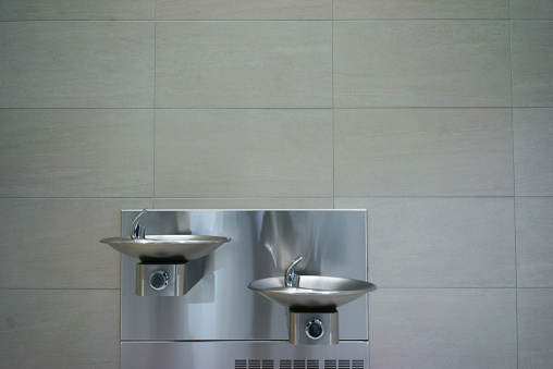 Keran Air Mancur Minum Gratis Publik Yang Terbuat Dari Stainless Stell ... Keran Air Mancur Minum Gratis Publik Yang Terbuat Dari Stainless Stell ...