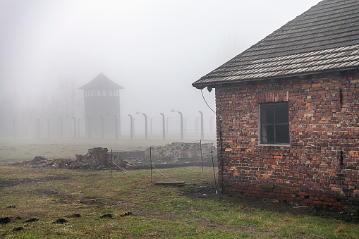 Kamp Konsentrasi Auschwitzbirkenau Barak Kematian Kamp Pemusnahan ... Kamp Konsentrasi Auschwitzbirkenau Barak Kematian Kamp Pemusnahan ...