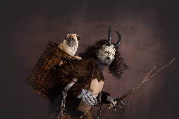 830 Krampus Fotos Fotografías De Stock Fotos E Imágenes Libres De