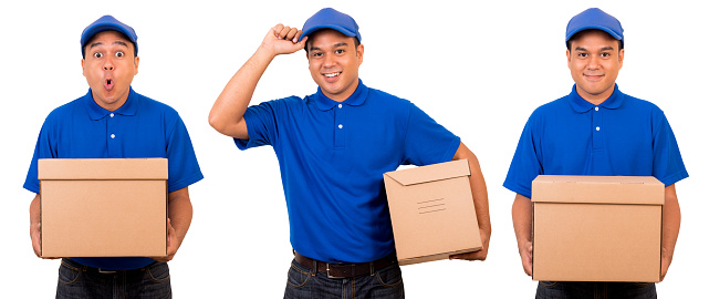 Pria Pengiriman Muda Asia Berseragam Biru Dengan Kotak Kardus Parsel ... Pria Pengiriman Muda Asia Berseragam Biru Dengan Kotak Kardus Parsel ...