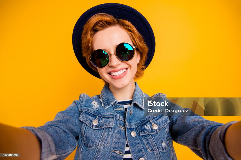 Close Up Photo Funny Funky Attractive She Her Lady Make Take Selfies