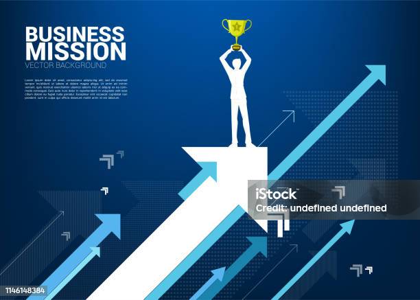 Siluet Pengusaha Dengan Trofi Juara Di Atas Grafik Pertumbuhan