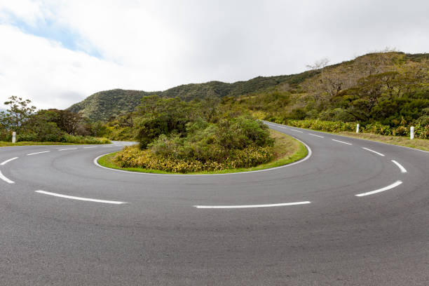 U Turn Pictures | Download Free Images on Unsplash