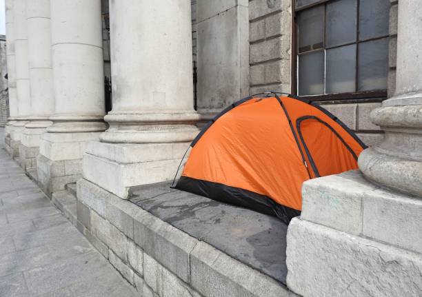 Homeless Tent Pictures | Download Free Images on Unsplash