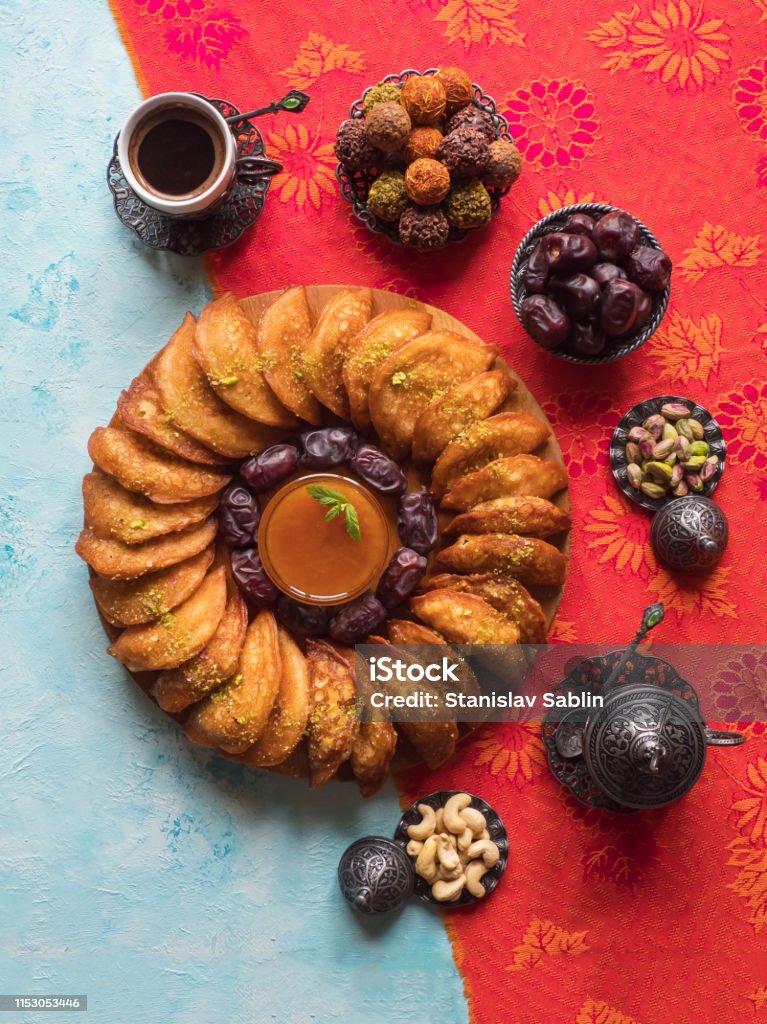 Arabic Sweets Arabian Qatayef Ghorayeba Sweets And Egyptian Cookies