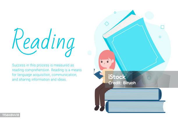 Seorang Wanita Muda Memegang Dan Membaca Buku Sambil Duduk Di Bukubuku