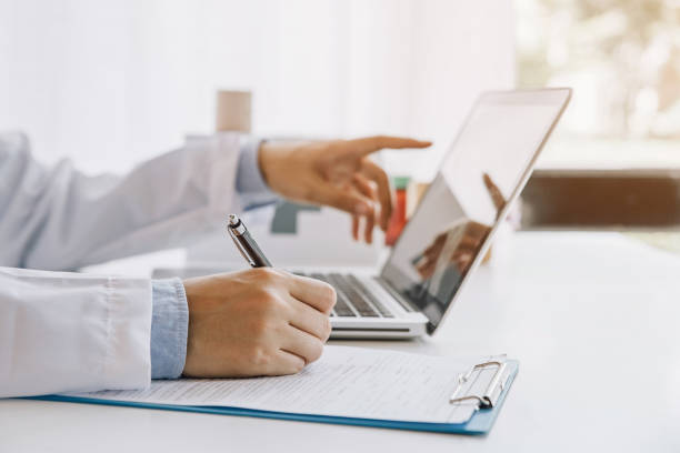 Medical Writing Pictures | Download Free Images on Unsplash
