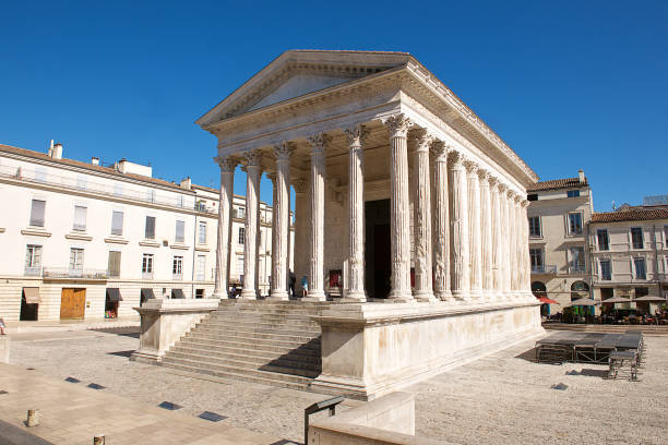 250 Maison Carrée Fotografías De Stock Fotos E Imágenes Libres De