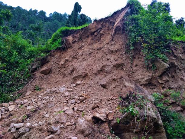 Landslide Pictures | Download Free Images on Unsplash
