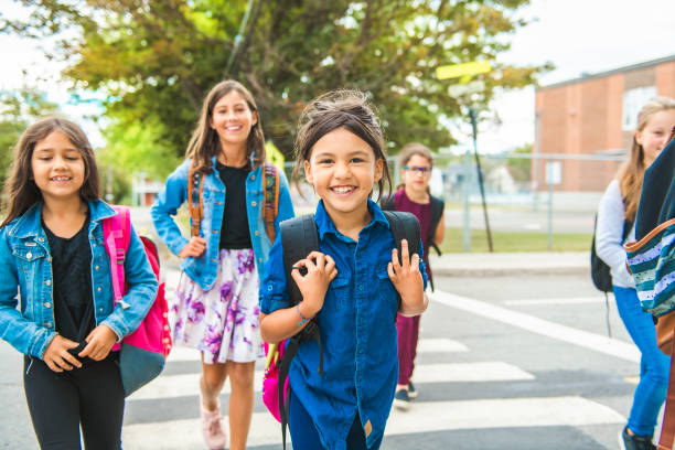 Walking To School Pictures | Download Free Images on Unsplash