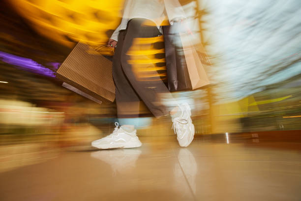 1K+ Fast Fashion Pictures | Download Free Images on Unsplash