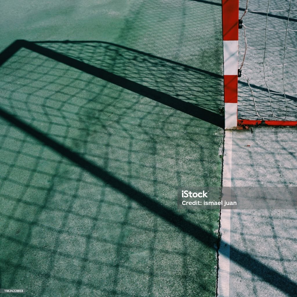 Sepak Bola Tujuan Peralatan Olahraga Bayangan Siluet Di Lapangan Foto ... Sepak Bola Tujuan Peralatan Olahraga Bayangan Siluet Di Lapangan Foto ...
