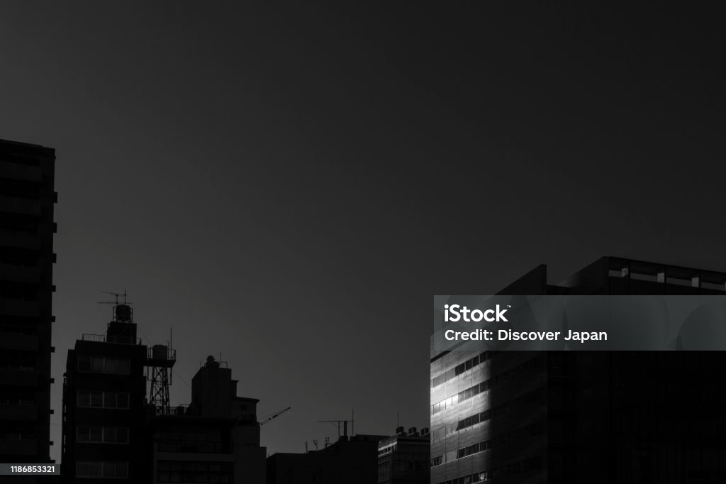 Black And White Shot Of Sunlught Hitting Office Building In Tsukiji ... Black And White Shot Of Sunlught Hitting Office Building In Tsukiji ...