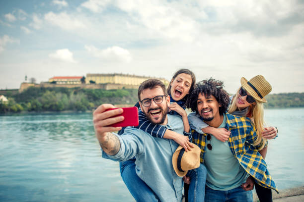 Four Friends Pictures | Download Free Images on Unsplash