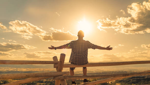 30k+ Man Sun Pictures | Download Free Images on Unsplash