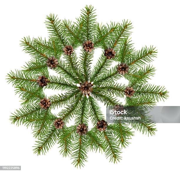 Ranting Pohon Natal Dan Kerucut Dalam Susunan Bentuk Kepingan Salju ... Ranting Pohon Natal Dan Kerucut Dalam Susunan Bentuk Kepingan Salju ...