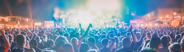 Festival Stage Pictures | Download Free Images on Unsplash