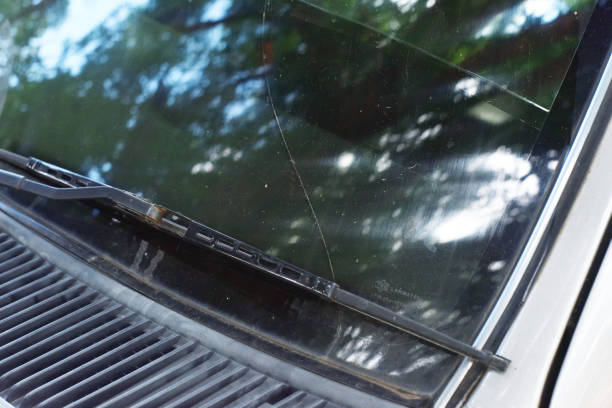 Free picture: abandoned, truck, dark green, hole, glass, windshield ...
