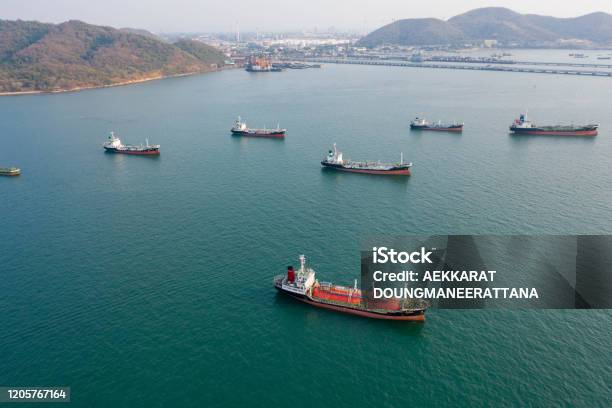 Pemandangan Atas Udara Kapal Yang Membawa Lpg Dan Tanker Minyak Di