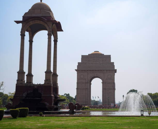 India Gate full view during day at Delhi India, Famous India Gate view ...