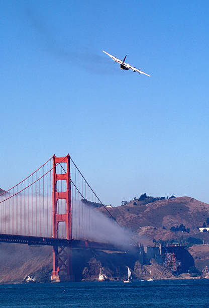 Lookout Spot To Golden Gate Bridge Pictures | Download Free Images on ...