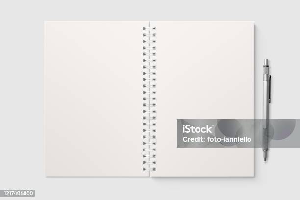Foto Nyata Kosong Spiral Terikat Notepad Mockup Template Terisolasi