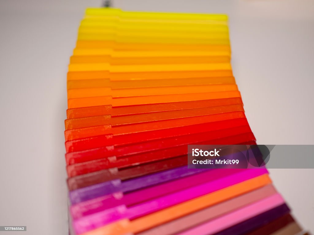 Buku Swatch Warna Plastik Contoh Katalog Warna Untuk Produk Plastik Buku Panduan Warna Palet