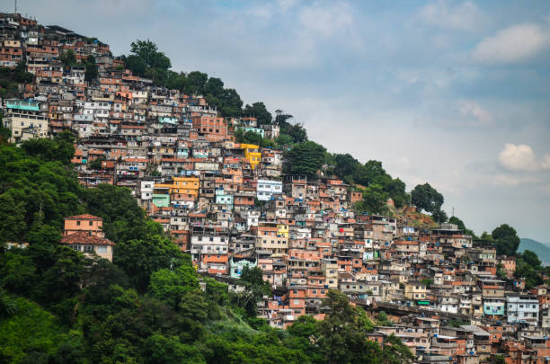 90点を超えるロシーニャ地区 映像素材のストックフォト、写真、そしてロイヤリティフリーの画像 Istock