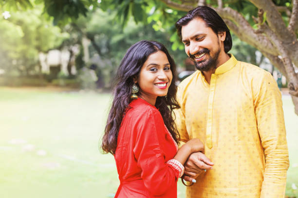 Indian Wedding Couple Pictures | Download Free Images on Unsplash