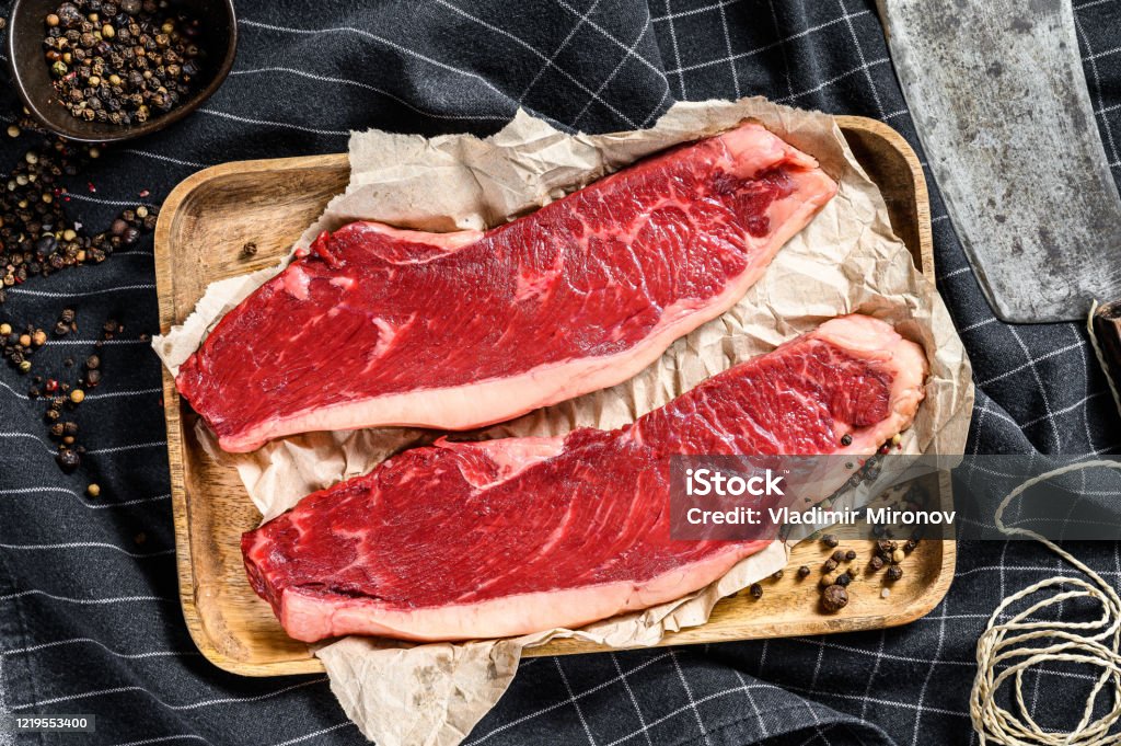 Steak Daging Sapi Marmer Mentah Segar Latar Belakang Hitam Tampilan