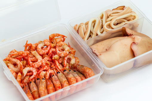 Makanan Laut Bangkai Cumi Rebus Dengan Gurita Kecil Dan Udang Foto Stok Unduh Gambar Sekarang