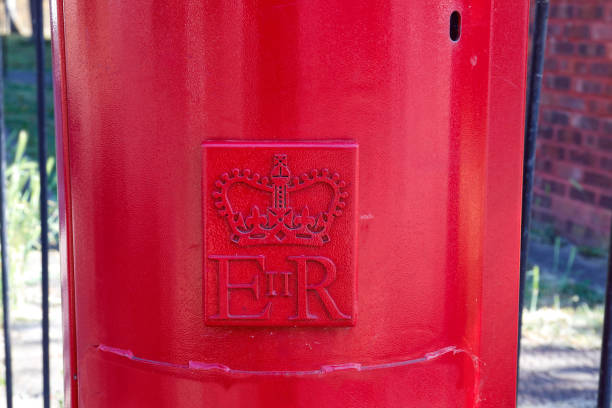 British Royal Mail post box | Free Stock Image - Barnimages