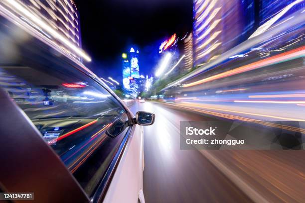 Latar Belakang Abstrak Jalur Lampu Lalu Lintas Kecepatan Dengan Bokeh