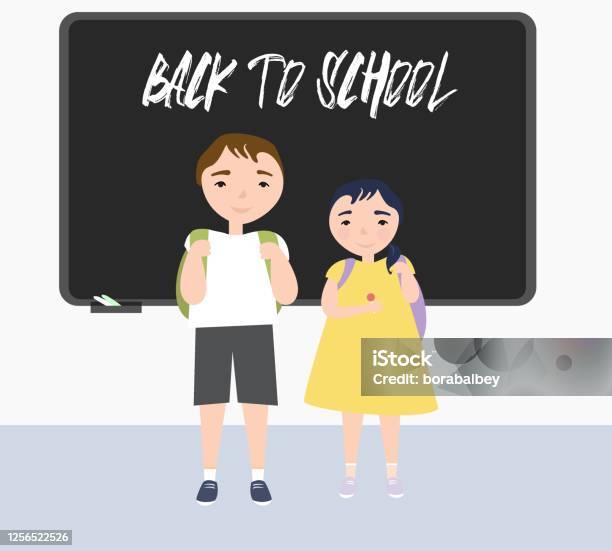 Joyeux Retour À Lécole Deux Gosses Devant Le Tableau Noir Vecteurs