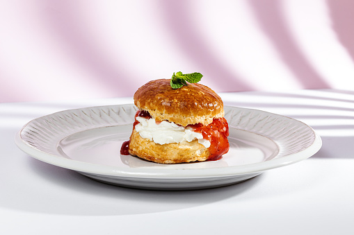 Bermacammacam Scone Buatan Sendiri Dengan Ham Keju Alpukat Salmon Krim ... Bermacammacam Scone Buatan Sendiri Dengan Ham Keju Alpukat Salmon Krim ...