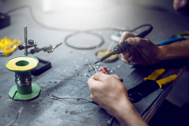 Soldering Pictures | Download Free Images on Unsplash