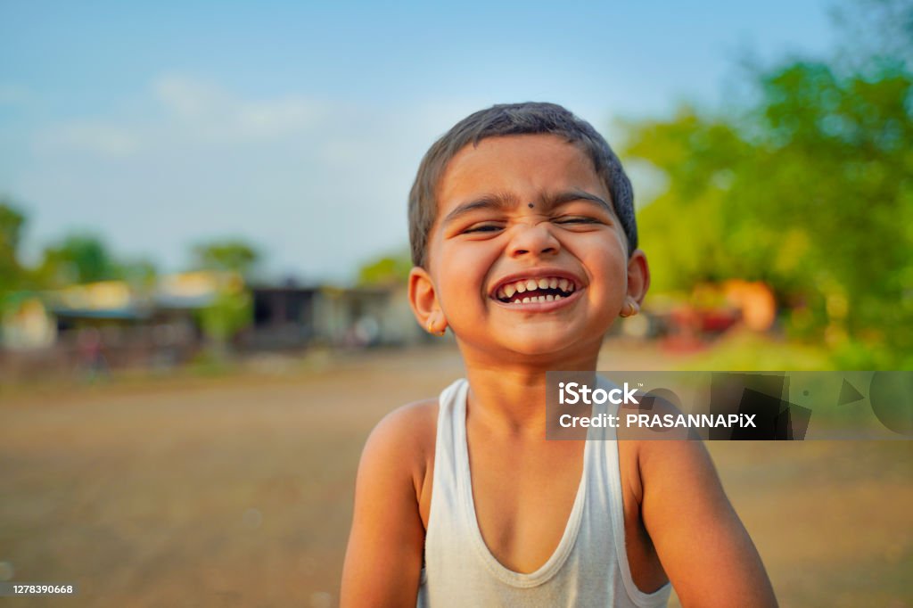 Potret Anak Kecil India Foto Stok - Unduh Gambar Sekarang - Anak laki ... Potret Anak Kecil India Foto Stok - Unduh Gambar Sekarang - Anak laki ...
