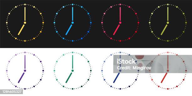 Définir Licône Horloge Isolée Sur Le Fond Noir Et Blanc Symbole De
