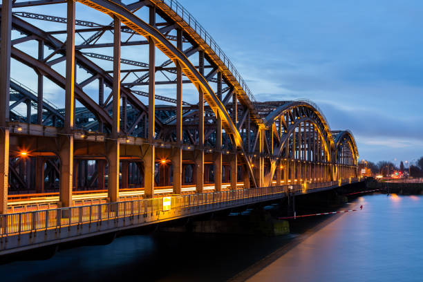 Brigde Pictures | Download Free Images on Unsplash