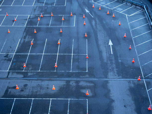 Free picture: Concrete surface texture with arrow pattern