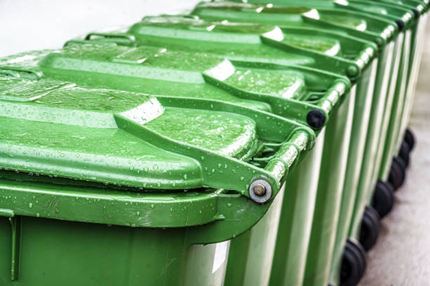 Trash Can Pictures | Download Free Images on Unsplash