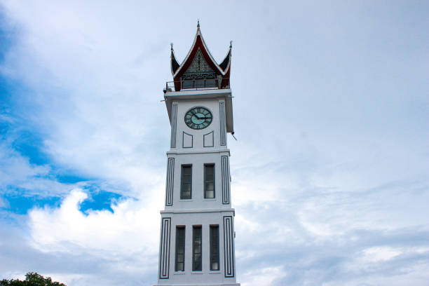 1 300 Bukittinggi Foto Stok Potret And Gambar Bebas Royalti Istock