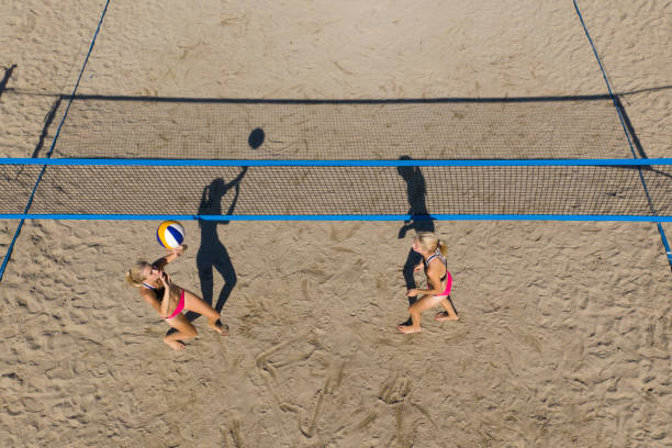 50 Voley Playa Femenino Fotografías De Stock Fotos E Imágenes Libres